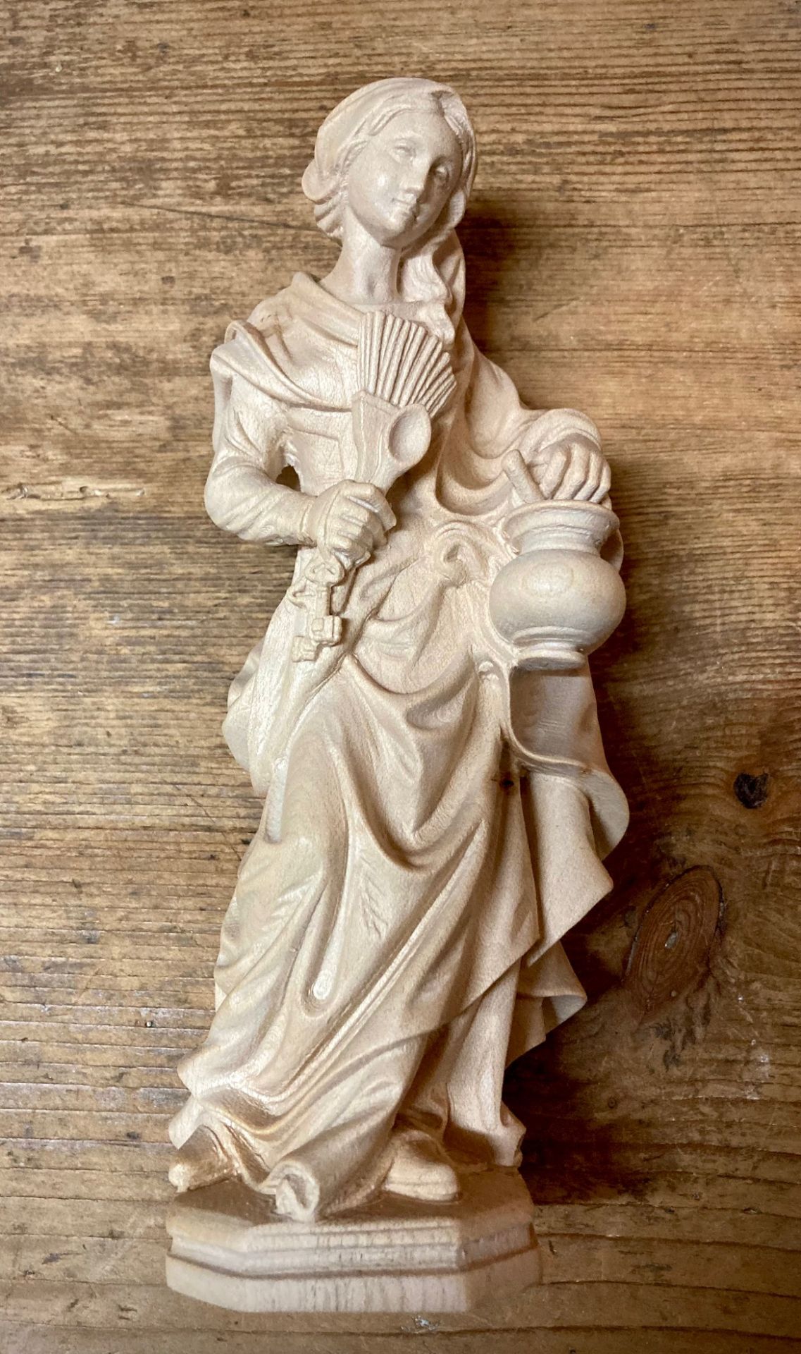 Holy Martha, 20 cm wooden statue